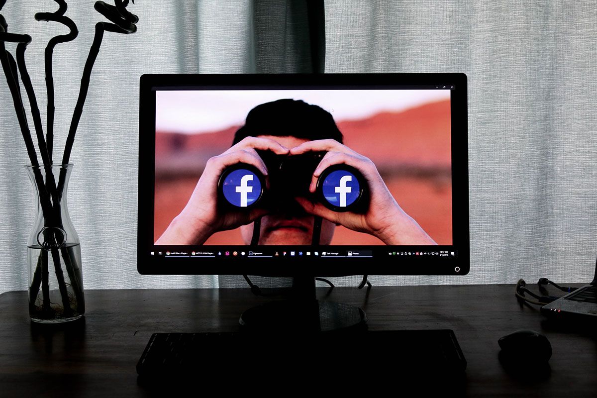 How to Network on Facebook: 7 Tips for 2026 | Dex